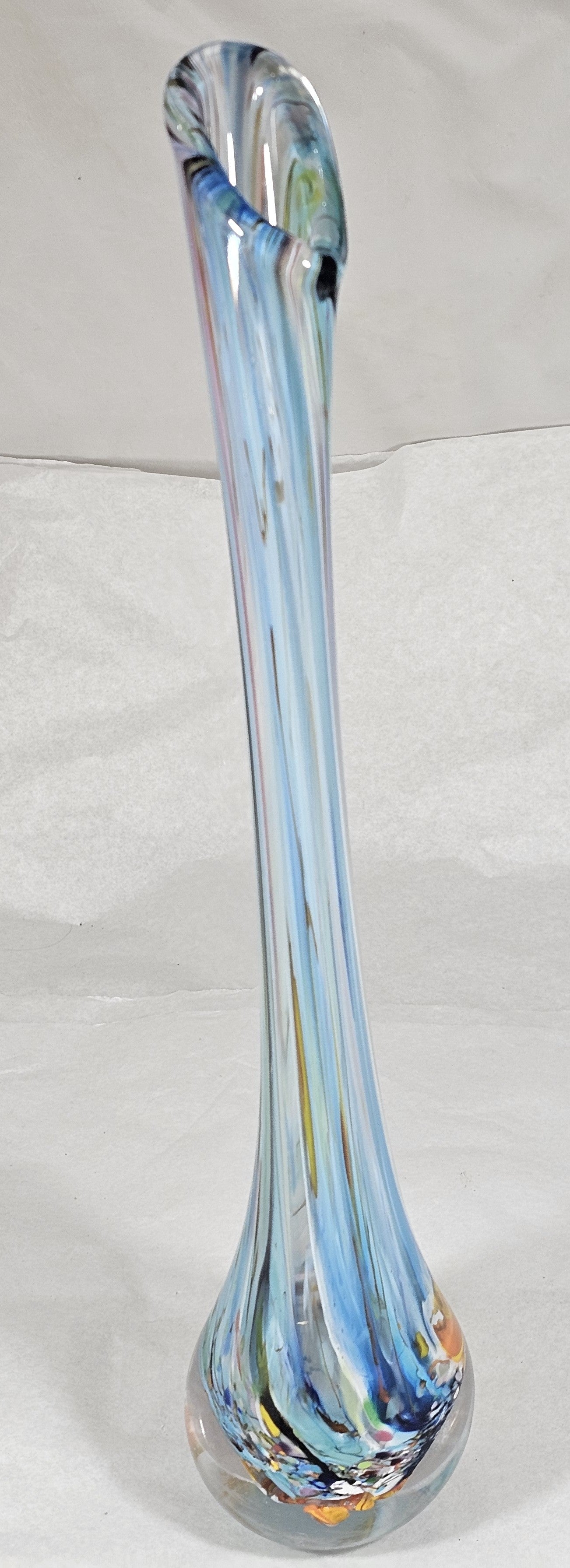 Drop Vase – Gallery Helena Bay